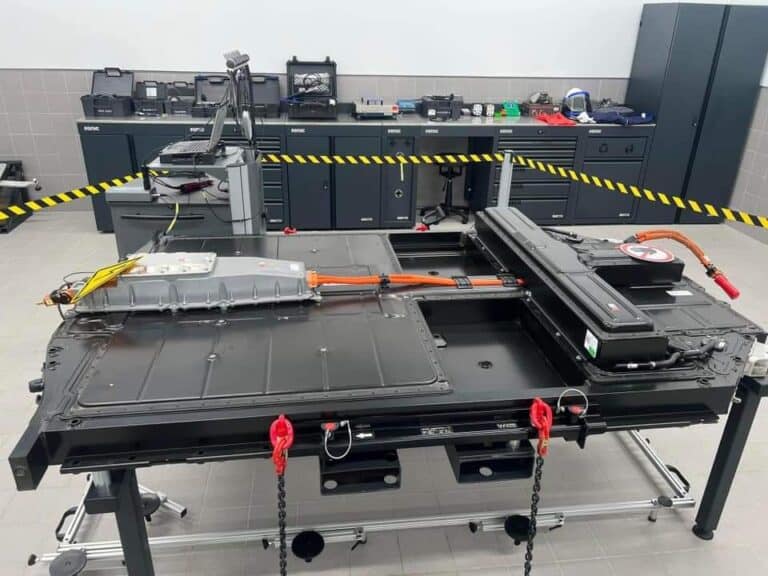 Giá Xe Vinfast VF9 : Cập Nhật Chính Hãng Giá Xe Lăn Bánh, Thông Số Kĩ ...